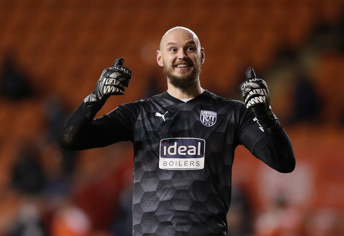 West Brom want to sign Leicester City goalkeeper Daniel Iversen