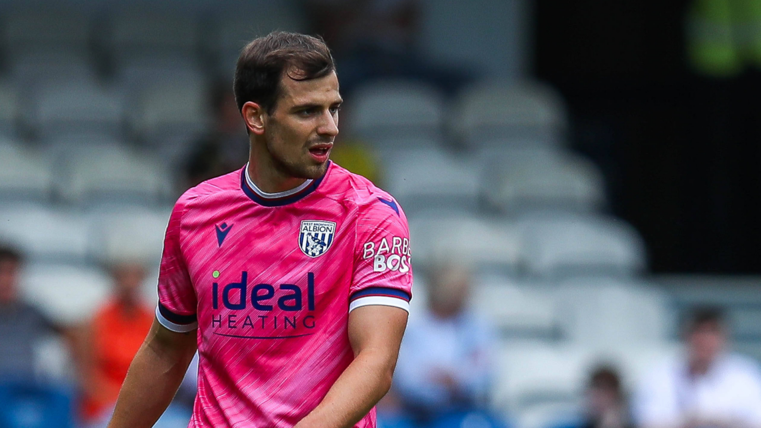 Jayson Molumby sent off: Keith Hackett reacts to West Brom incident v ...